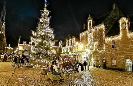 Toutes Mes Sorties - illuminations marché de Noël - LOCRONAN (29 ...